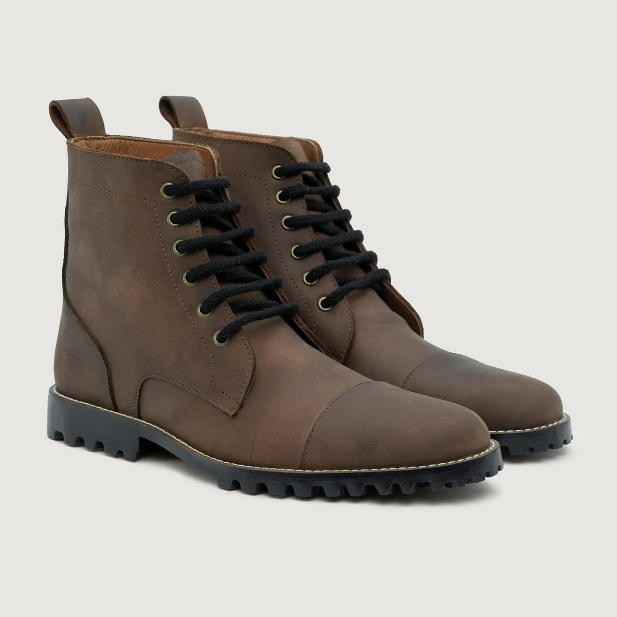 Men's Knight Waxed Brown Pullup Derby Boots - Eviternity